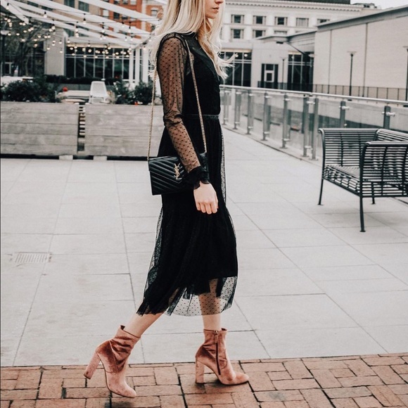 Dress to Impress Posh Party on Poshmark